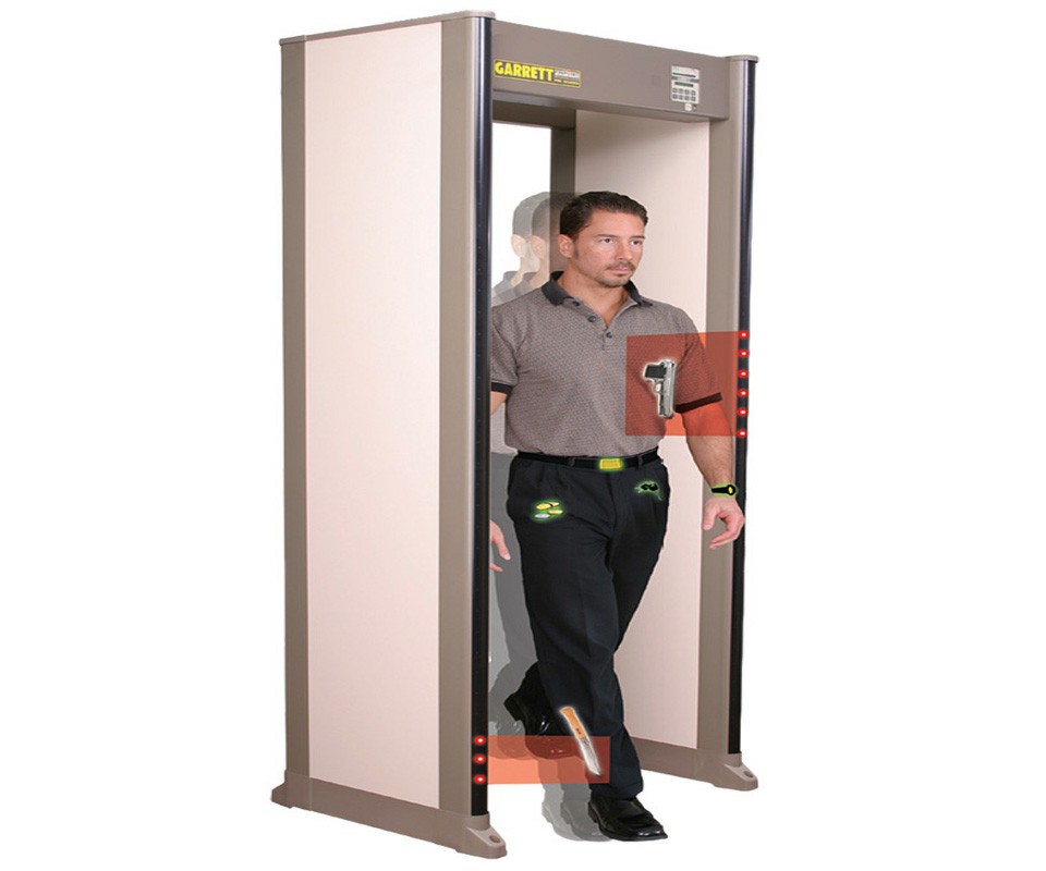 WALK THROUGH METAL DETECTOR